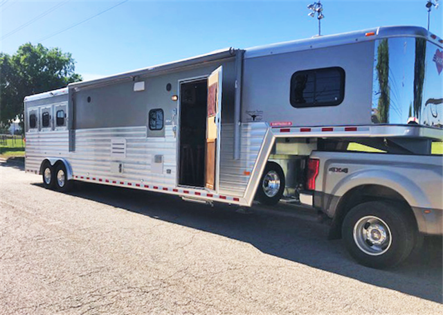 Used Horse trailers for sale in TX - TrailersMarket.com