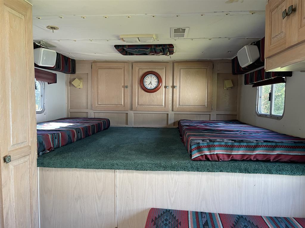 Used 1994 Featherlite Trailers Horse Trailer horse trailer classified ad Pine Mountain GA