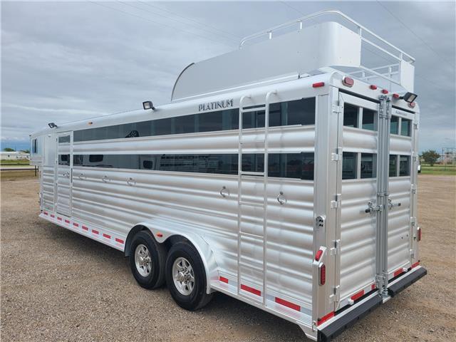 New 2024 Platinum Coach Horse Trailer Circle M Trailers Kaufman TX