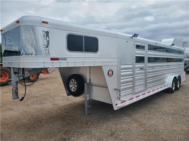 New 2024 Platinum Coach Horse Trailer Circle M Trailers Kaufman TX