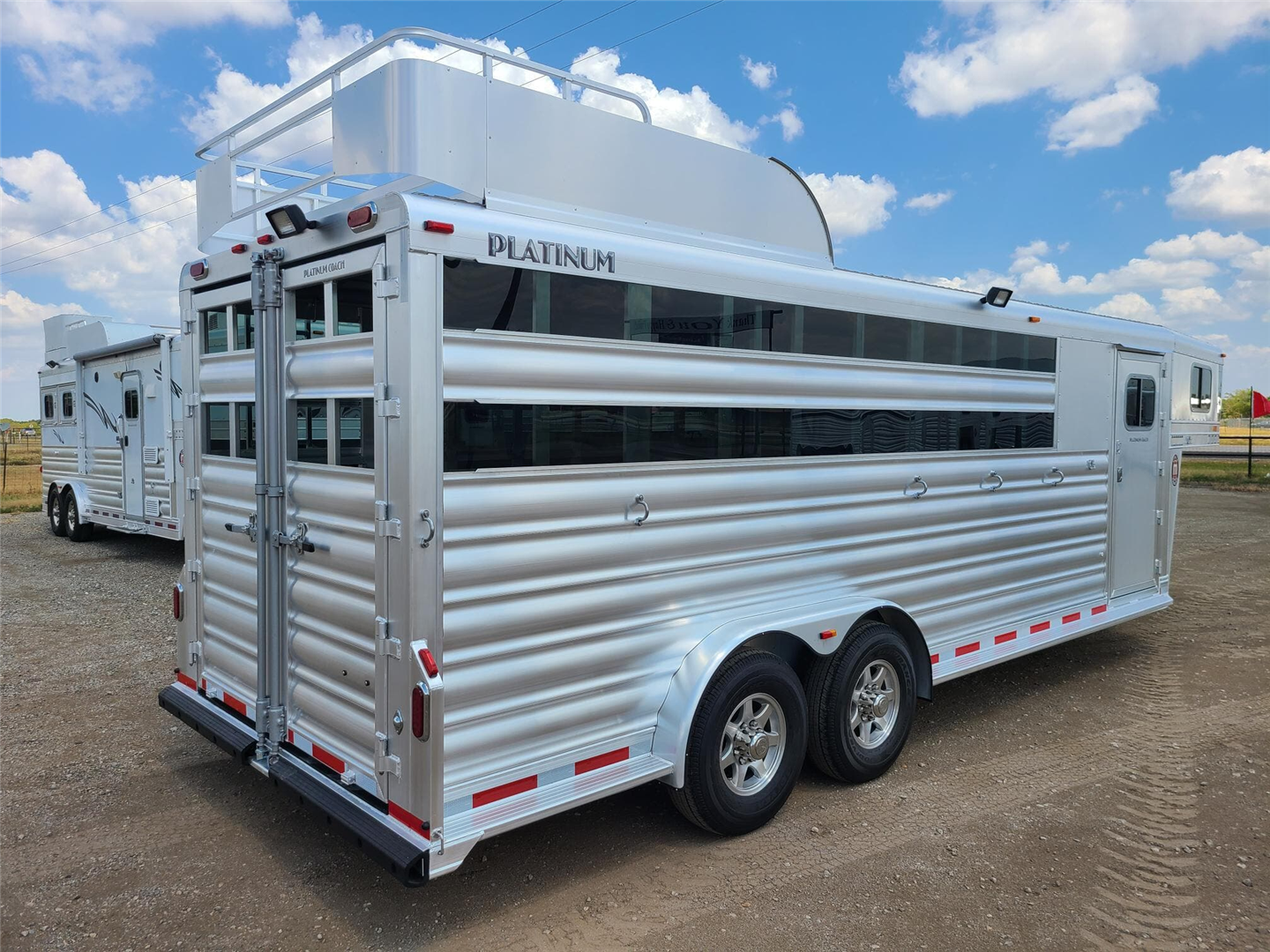 New 2024 Platinum Coach 22' Stock Combo 7'6 wide..SWING OUT SADDLE RACK ...