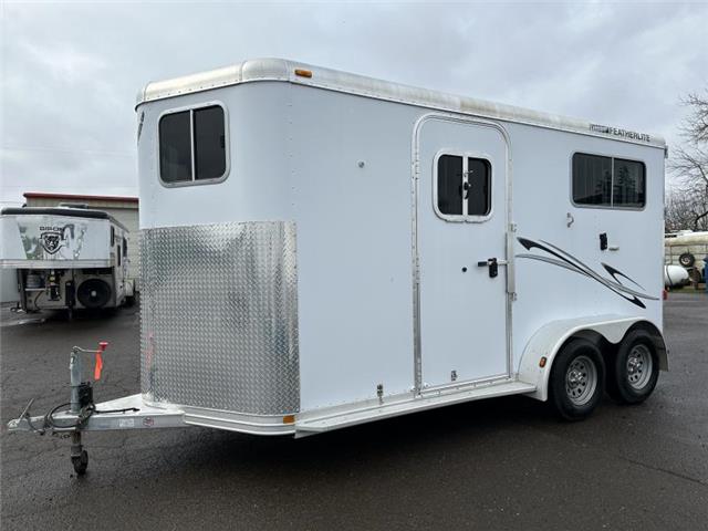 Used 2004 Featherlite Trailers Horse Trailer Albany OR (319300)